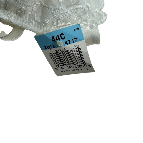 Playtex | Intimates & Sleepwear | Playtex Underwire Bra Style 477 Light ...